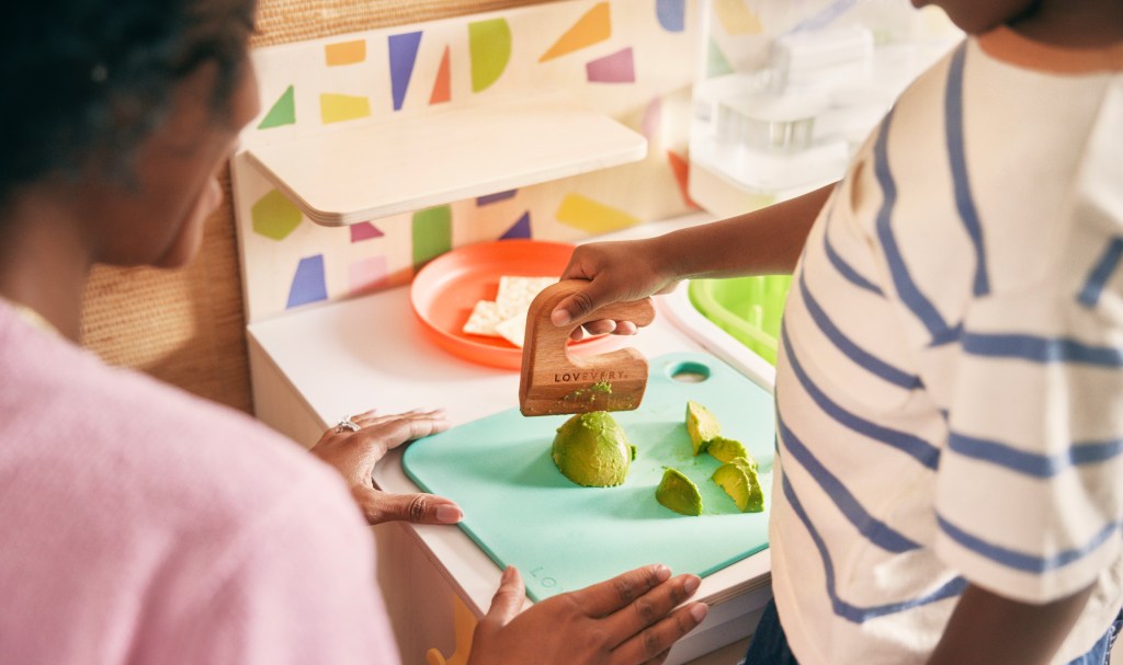 When it comes to play kitchens, real life can be even more fun than ...